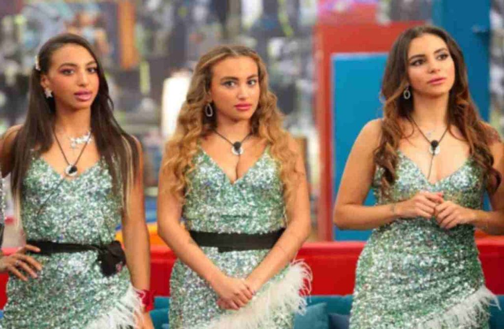 Principessa Selassiè, la mano finisce direttamente lì: la foto accende ...